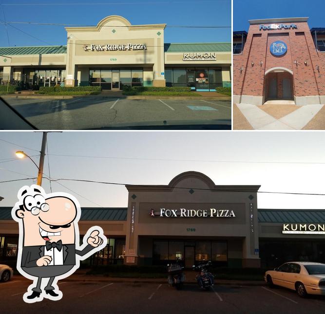 Fox Ridge Pizza Bar and Grill in Memphis - Restaurant menu and reviews