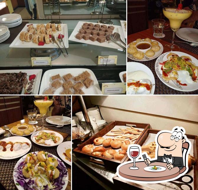Portico Restaurant - Sayaji, Pune, Pune - Restaurant menu, prices and ...