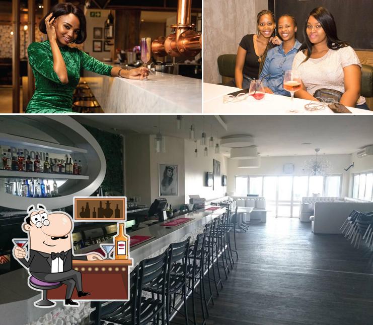 News Cafe Midrand, Midrand, Shop 3 - Restaurantspeisekarten und Bewertungen