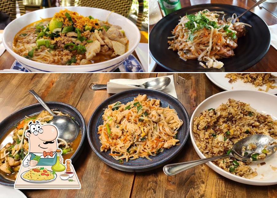 Le Thai, 523 E Fremont St in Las Vegas - Restaurant menu and reviews