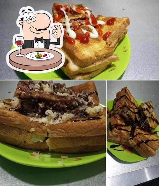Roti Bakar Dotcom cafe, Cirebon
