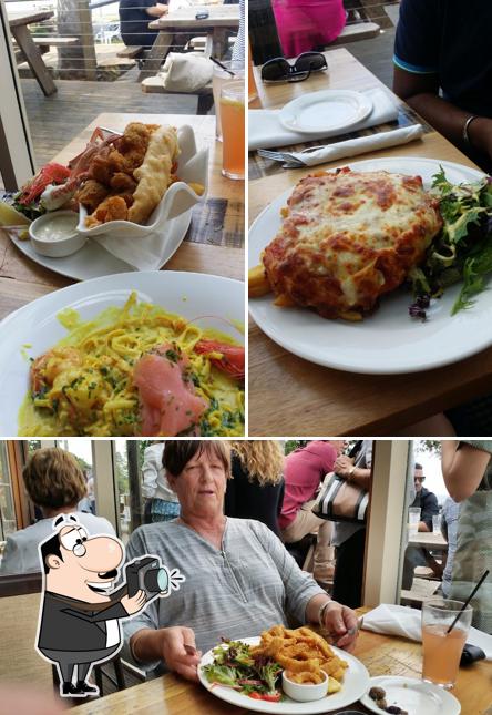 Ocean Beach Hotel in Shellharbour - Restaurant reviews