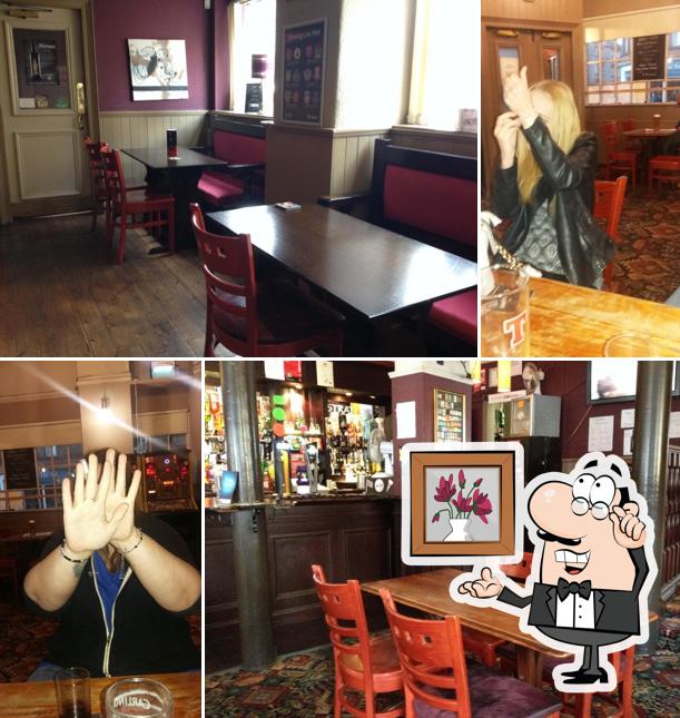 Stratfords Bar, Edinburgh - Restaurant menu, prices and reviews