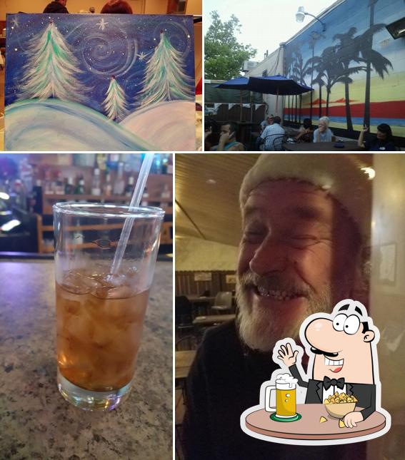 La Villa Sports Bar & Grille, Struthers - Restaurant menu, prices and ...