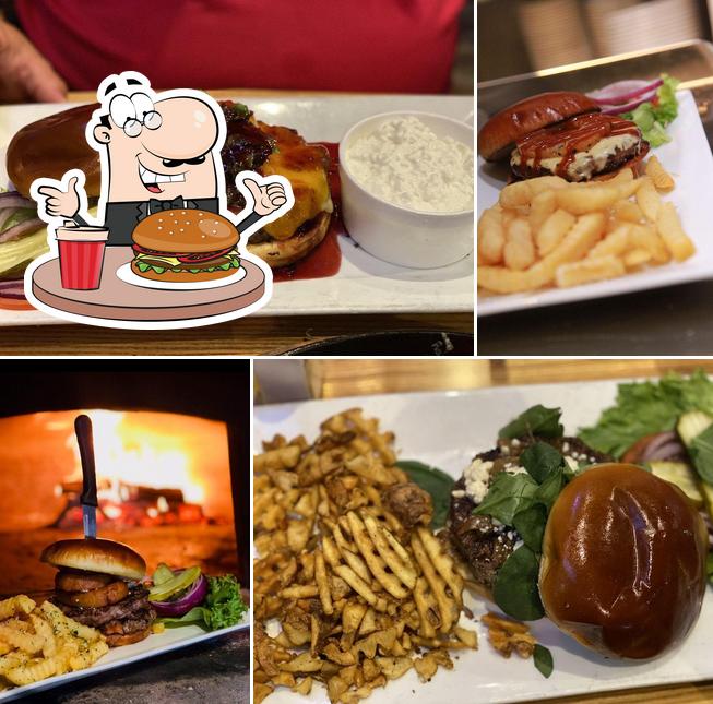 Treehouse Pub & Eatery in Bettendorf - Restaurant menu and reviews