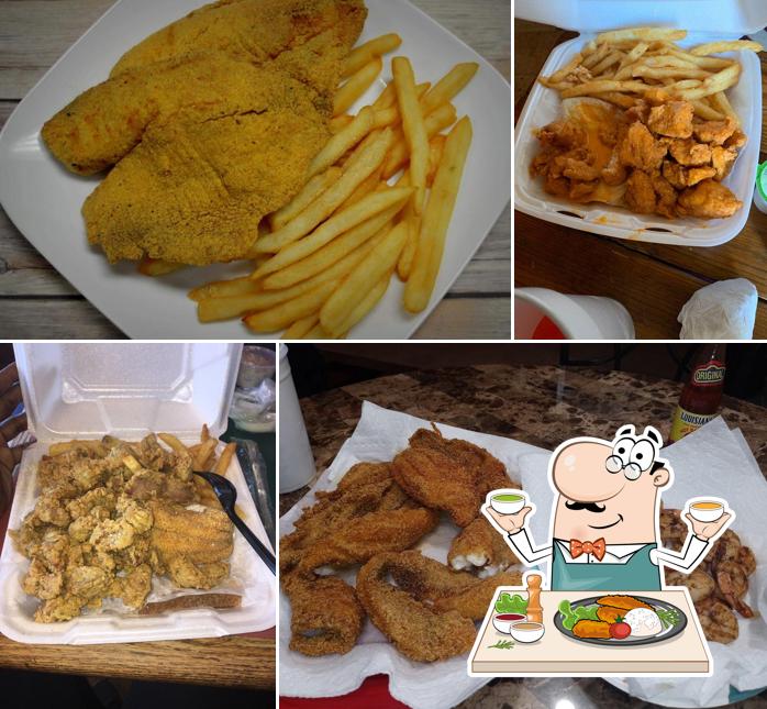 Shark's Fish and Chicken, Columbus - Restaurant menu, prices and reviews