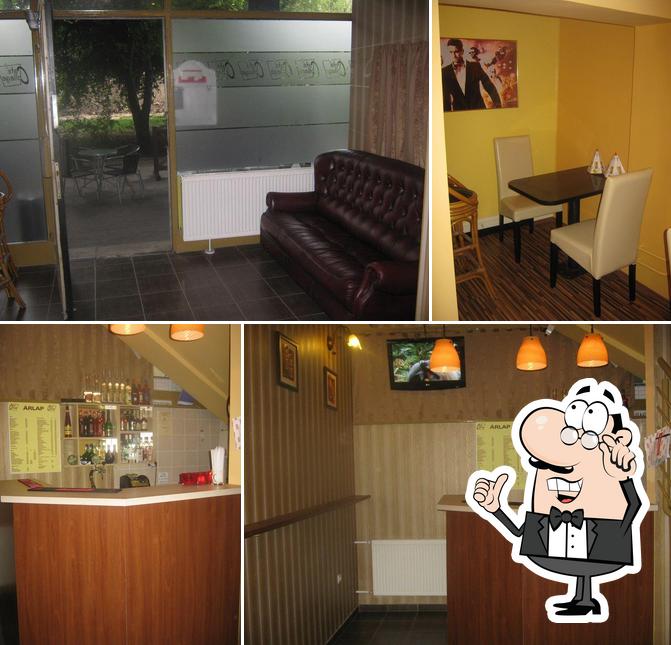 Cafe College, Debrecen