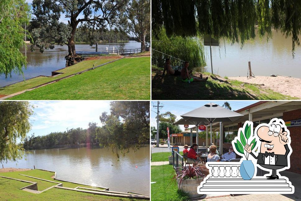 Euston Riverfront Caravan Park & Cafe in Euston