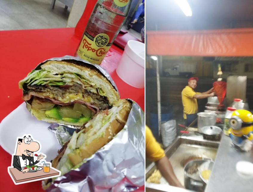 TAQUERIA LA SILLA, Monterrey, Estación de Eloy Cavazos (Metrorrey ...