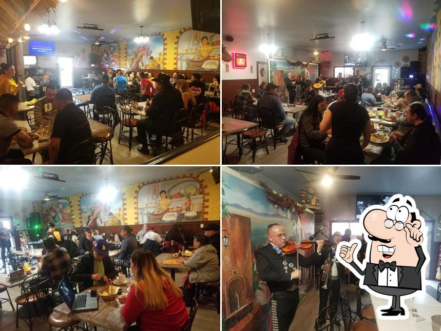 Pub y bar Chela's Mexican Food, Los Angeles - Carta del restaurante y ...