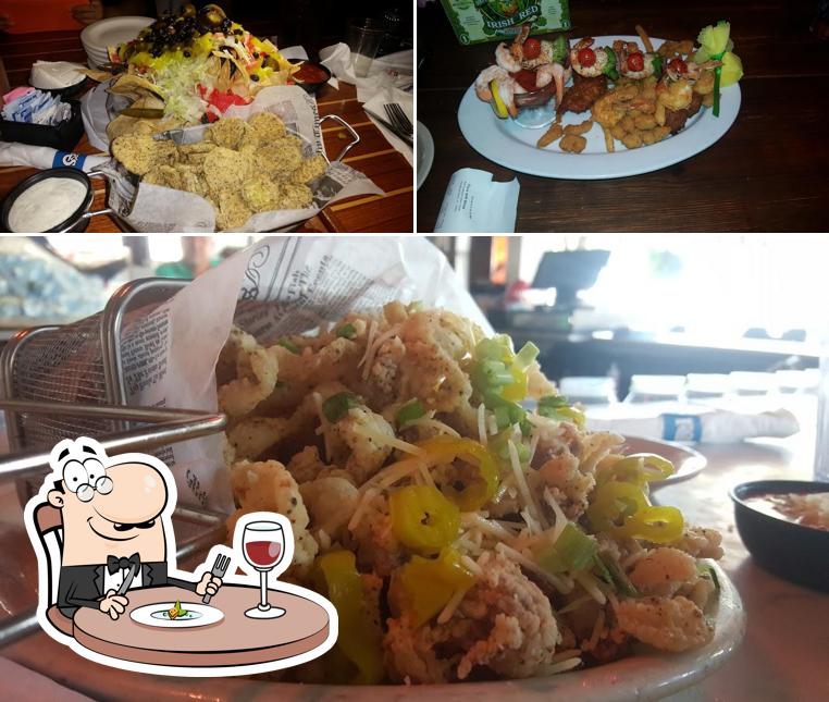 Flounder's Chowder House, Pensacola Beach - Restaurant menu, prices and ...