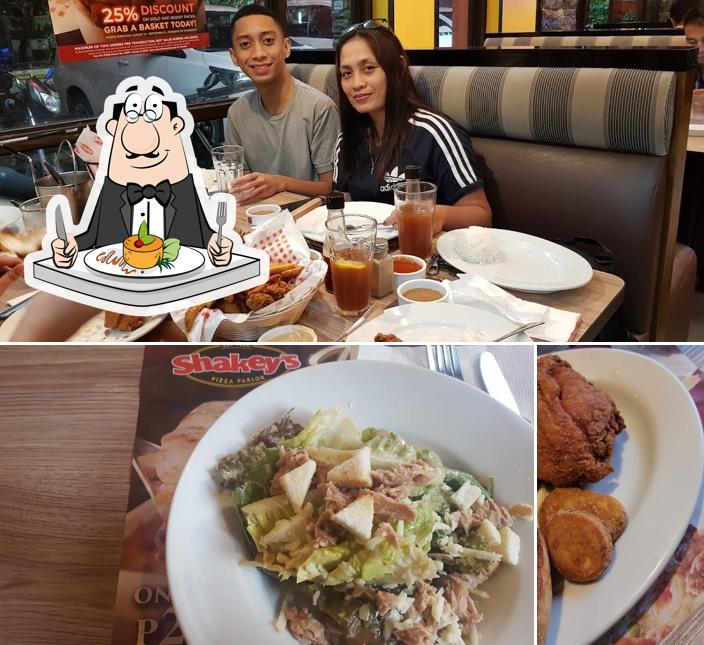 Shakey's Pizza Parlor - Bayani Road, Taguig - Restaurant menu, prices ...