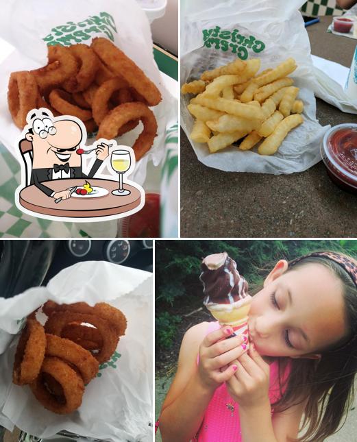 Christy Creme, Council Bluffs - Restaurant menu, prices and reviews