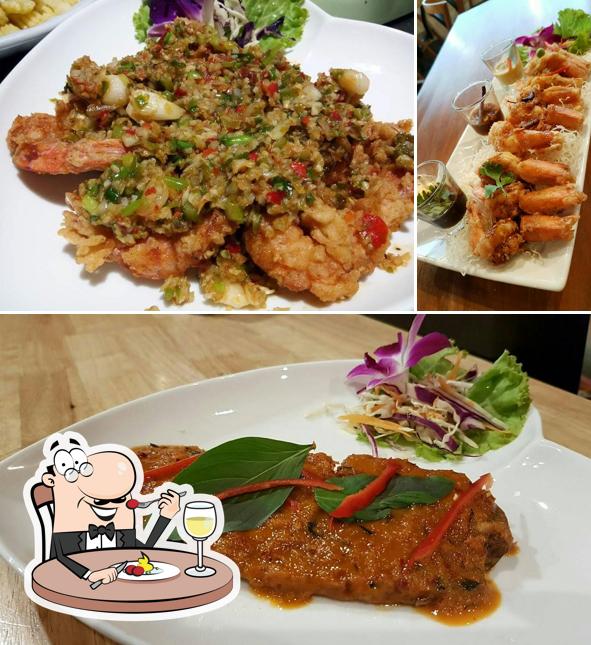 BYPASS N&N WINE HOUSE restaurant, Ban Rai - Restaurant reviews