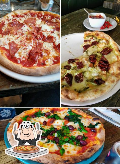 Vivo Pizza+Pasta, 150 N Queen St in Toronto - Restaurant menu and reviews