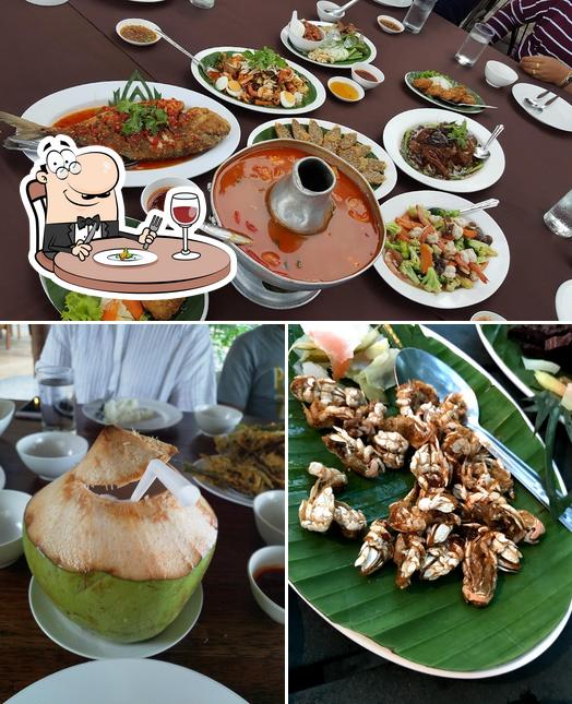ร้านกันเอง 2 Kan Eang 2 Seafood, Chalong - Menú del restaurante ...