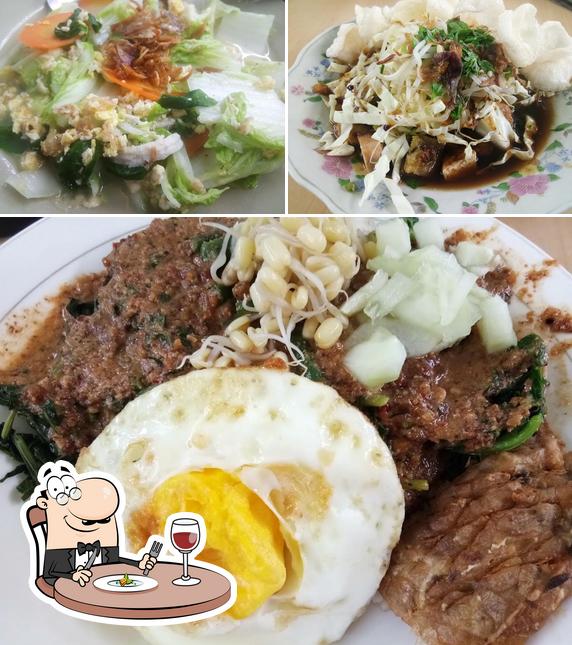 Kantin Hospita RS UGM, Sendangadi - Restaurant menu, prices and reviews