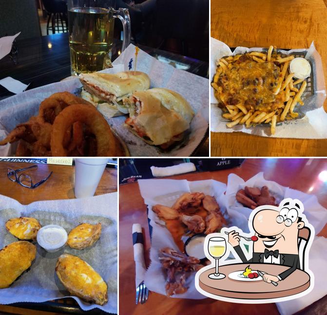 Grandstand Bar and Grille, Hamilton - Restaurant menu, prices and reviews