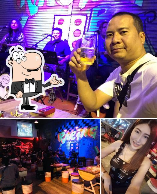 Racing Bar Rayong, Rayong - Restaurant reviews