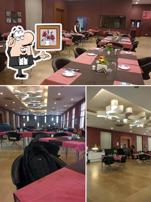 Eon Seven Days Restaurant, Toranagallu - Restaurant reviews