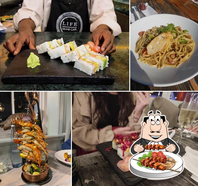 Life Grand Cafe Waterfront, Cape Town, 2 Pierhead Road - Restaurant reviews