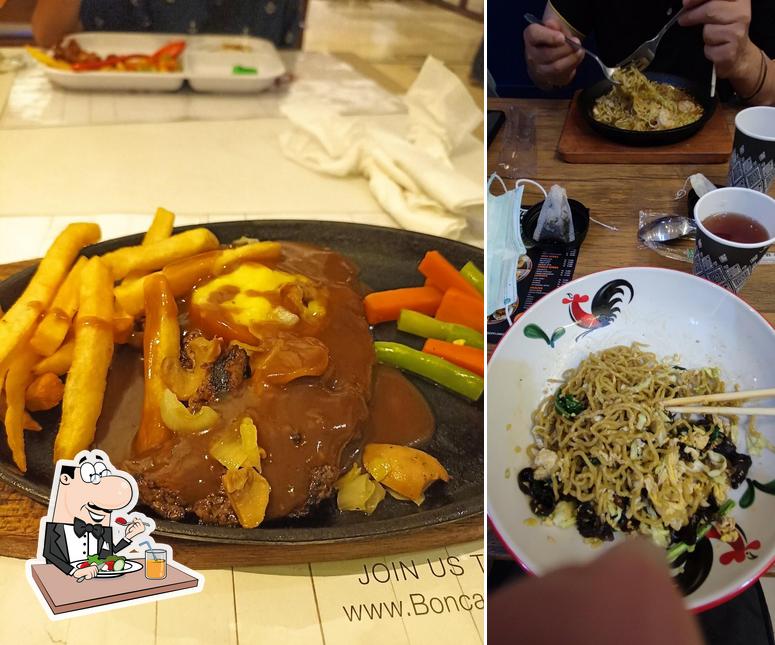 Uncle Fat restaurant, Surabaya - Restaurant reviews