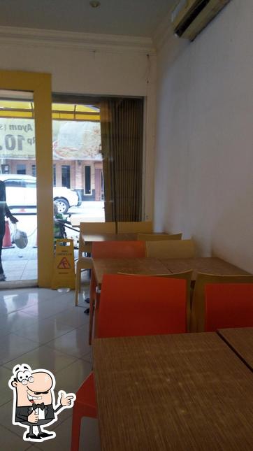 Has Fried Chicken restaurant, Bekasi Regency, Ruko Sentra Cikarang ...