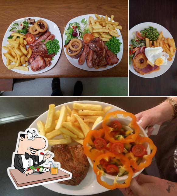 The Greenfield Inn, Llanelli - Restaurant menu, prices and reviews