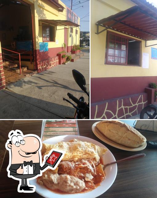 Chilaquiles La Chilaquila Ferrocarril, Guadalajara - Menú del ...
