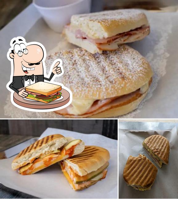 Slam Dunk Sandwiches in Oviedo - Restaurant menu and reviews