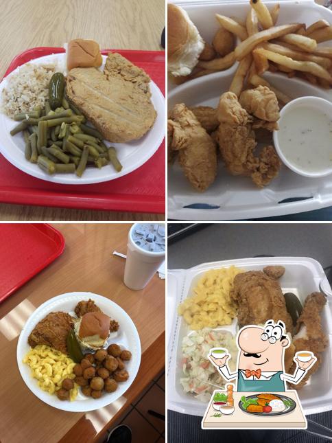 Thomas Fried Chicken in Grand Prairie - Restaurant menu and reviews