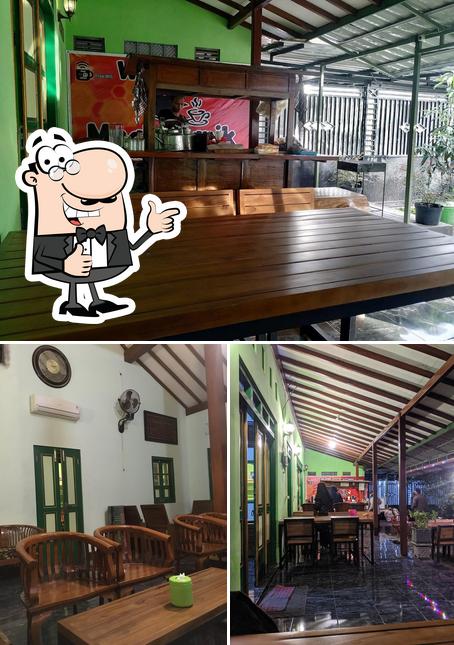 Restaurante Wedangan Mbah Carik, Sawahan - Opiniones del restaurante