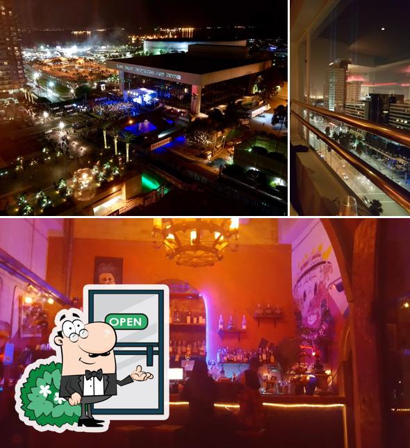 Sky Room, Long Beach - Restaurant menu, prices and reviews