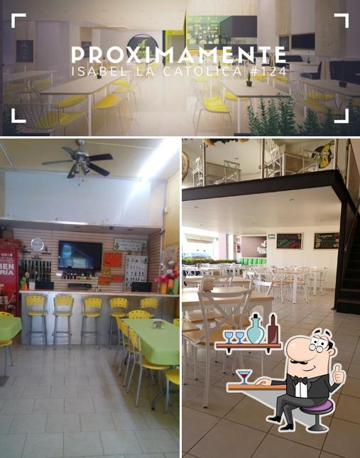 Restaurante Bananas Ranas, Encarnación de Díaz, Isabel La Católica 124 ...