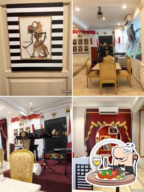 Resto Teras Istana restaurant, South Jakarta, Jl. Bintaro Raya No.9 1 ...