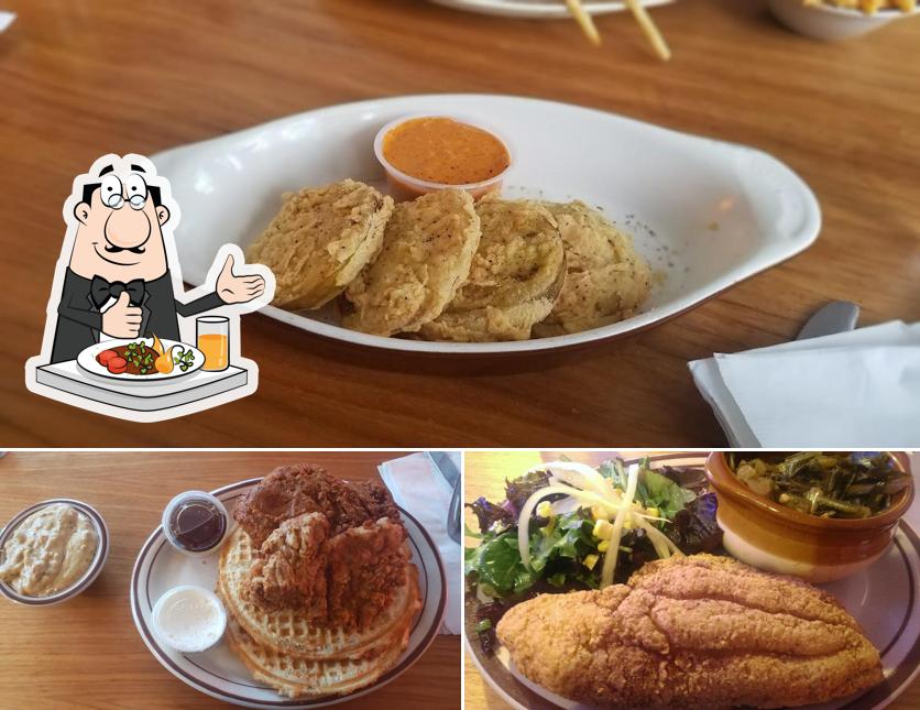 Fat's Chicken and Waffles, Seattle - Restaurant menu, prices and reviews