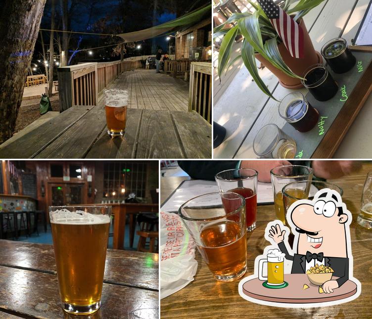 Frog Level Brewing Co in Waynesville - Restaurant menu and reviews