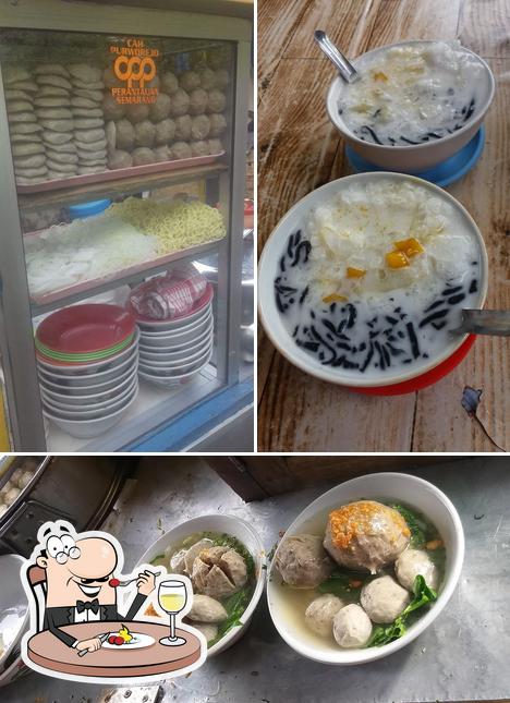 Bakso Gepeng Dan Es Dawet Ireng "NARUTO" restaurant, Semarang ...
