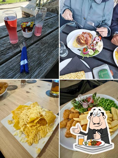 The Kinmel Arms, Moelfre - Restaurant menu, prices and reviews