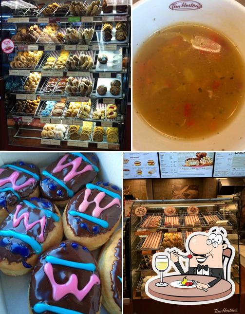 Top 5 restaurants with éclairs in Winnipeg, april 2025 - Restaurant Guru