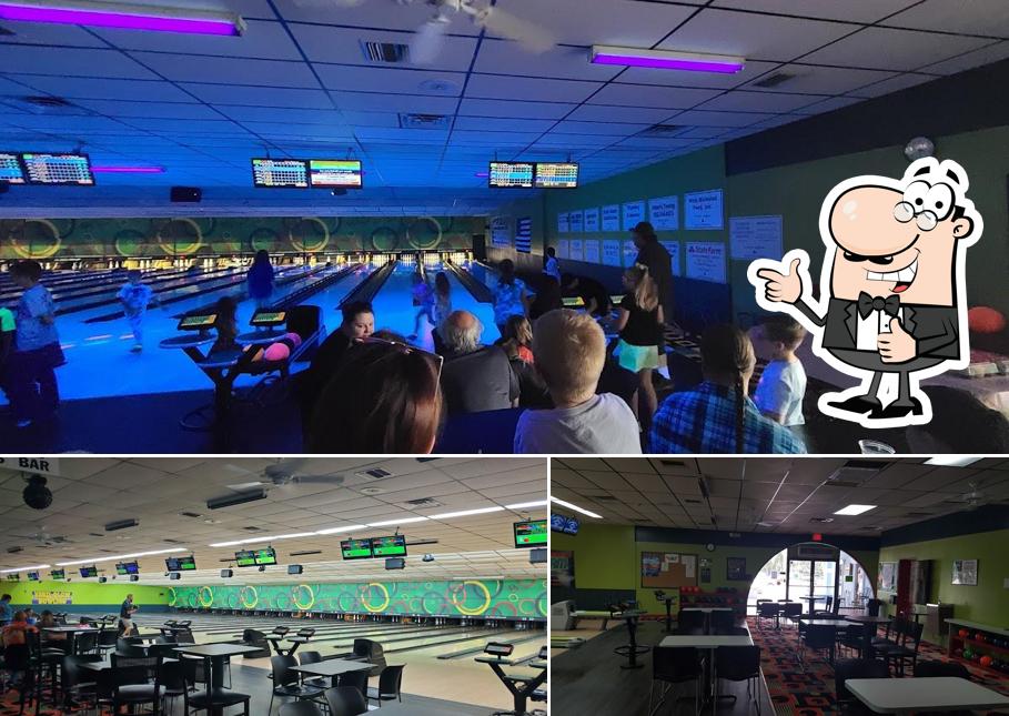 Manatee Lanes in Crystal River - Restaurant menu and reviews