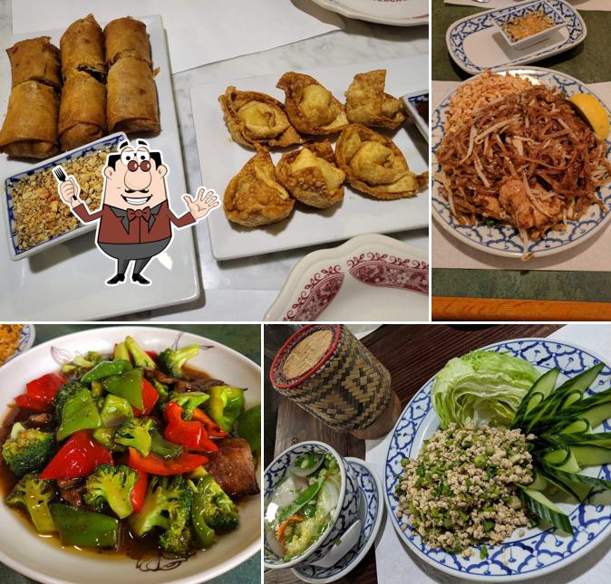 Ruam Mit Thai + Lao Cuisine, Saint Paul - Restaurant menu, prices and ...