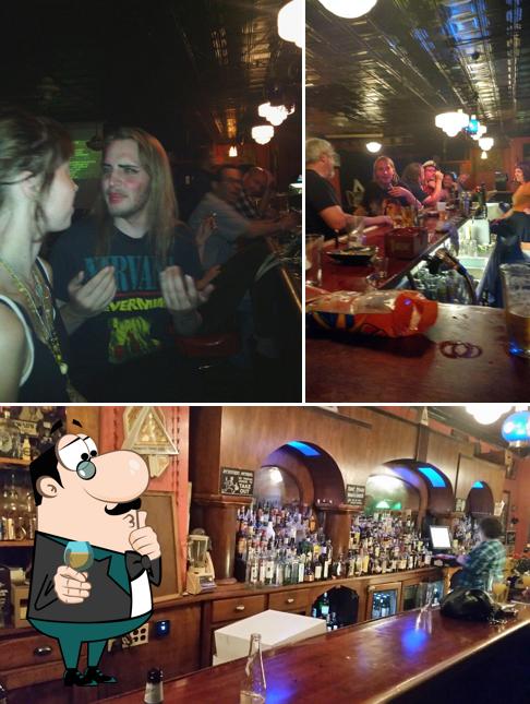 The Painted Lady Lounge in Hamtramck - Restaurant menu and reviews