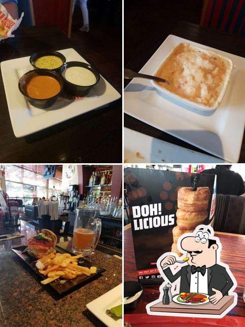 Red Robin Gourmet Burgers and Brews, Hamilton Township - Restaurant ...
