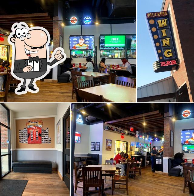 Pluckers Wing Bar, 15651 McDermott Freeway, I-10 in San Antonio ...