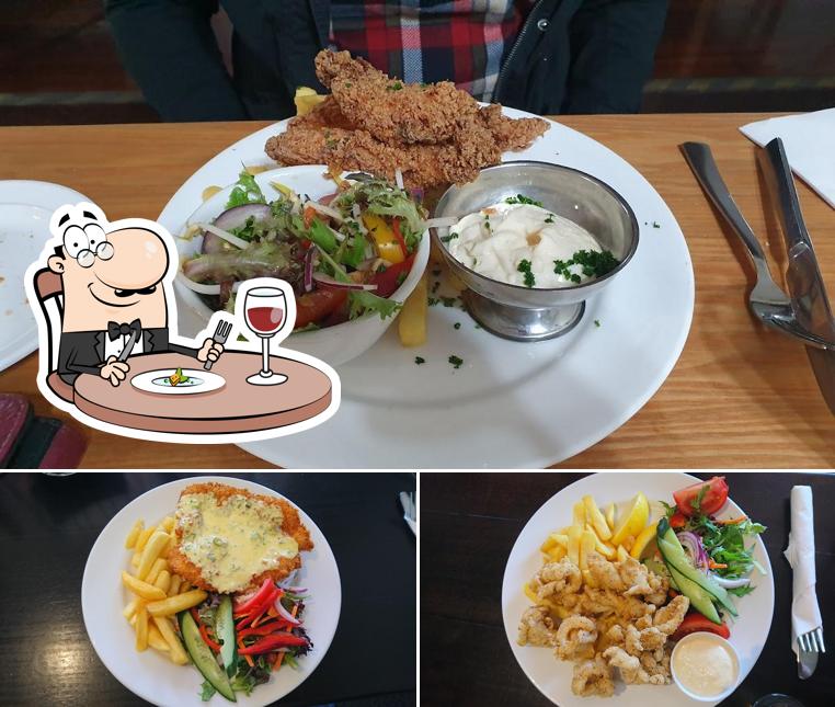 The Woodside Hotel in Woodside - Restaurant menu and reviews