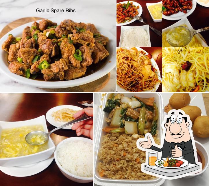 Golden Crown in Ajax - Restaurant menu and reviews