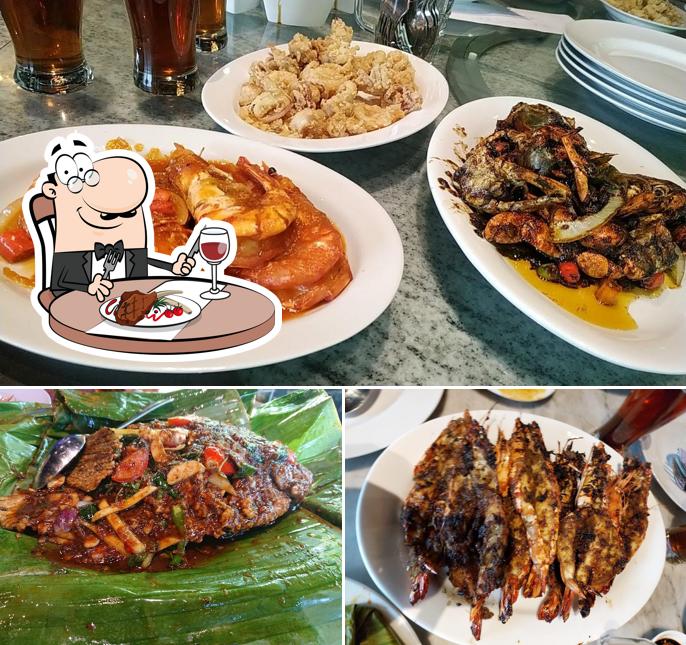 Wiro Sableng Garden, North Jakarta - Restaurant menu, prices and reviews