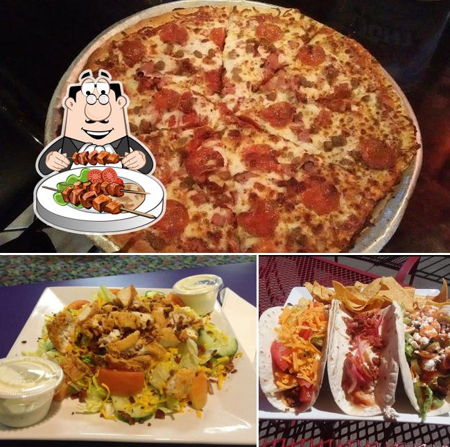 Sidelines Sports Grill, High Point - Restaurant menu, prices and reviews