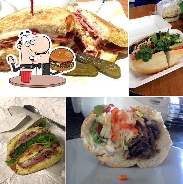 Sierra Deli and Market in Oakland - Restaurant menu and reviews